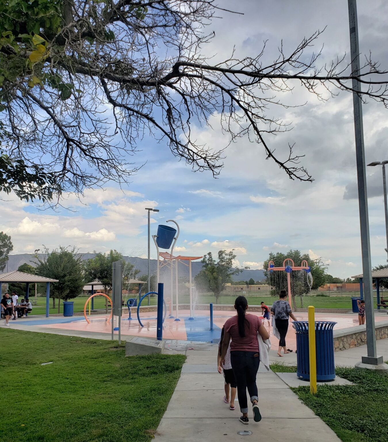 Spray Parks in El Paso - Exploring with Alice